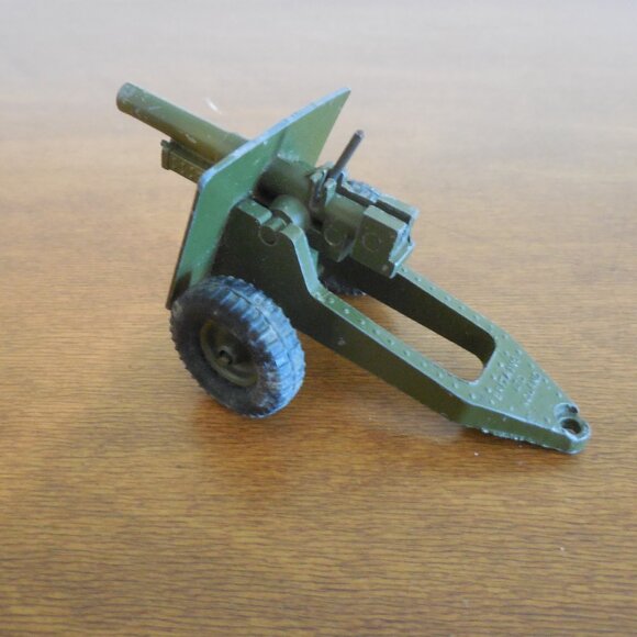 Britans | Toys | Vintage Britains Ltd England Howitzer Cannon Toy ...